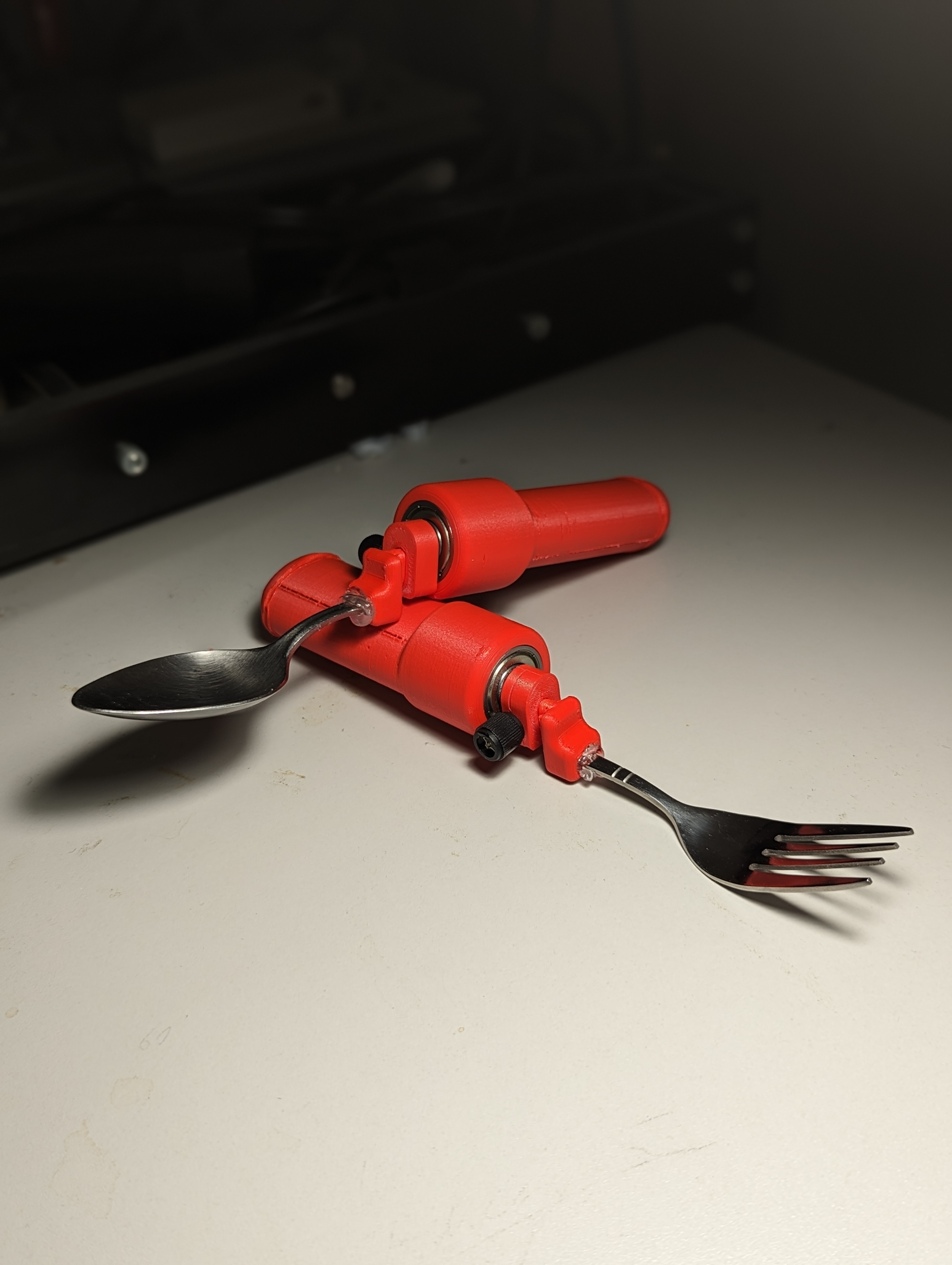 Device: Spoon Stabilizer Support